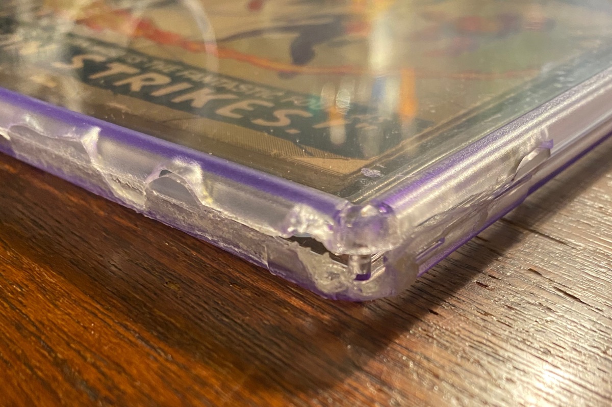 Re-holdering cracked signature series case? - Ask CGC - CGC Comic Book ...