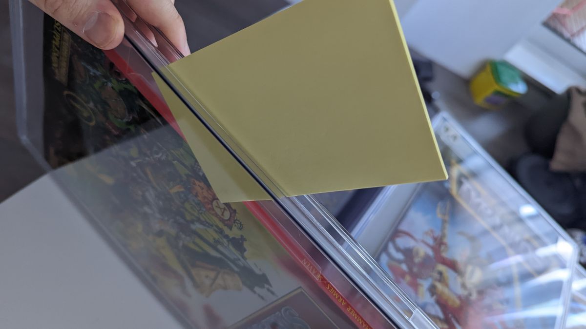 Major Bulge and Gaps in CGC Magazine Slabs - Comic Book Grading and ...