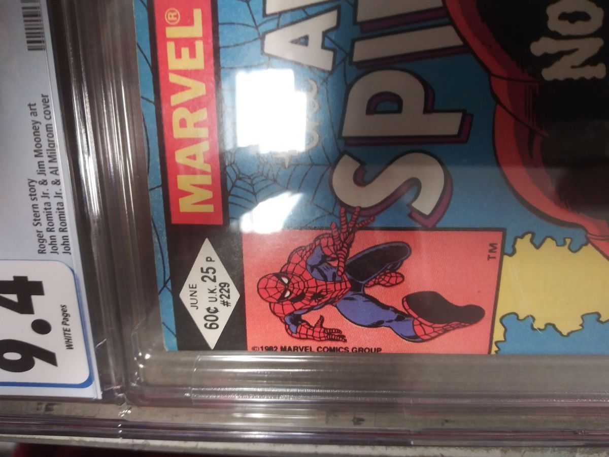 That wedge thingy they put in the case? - Comic Book Grading and ...