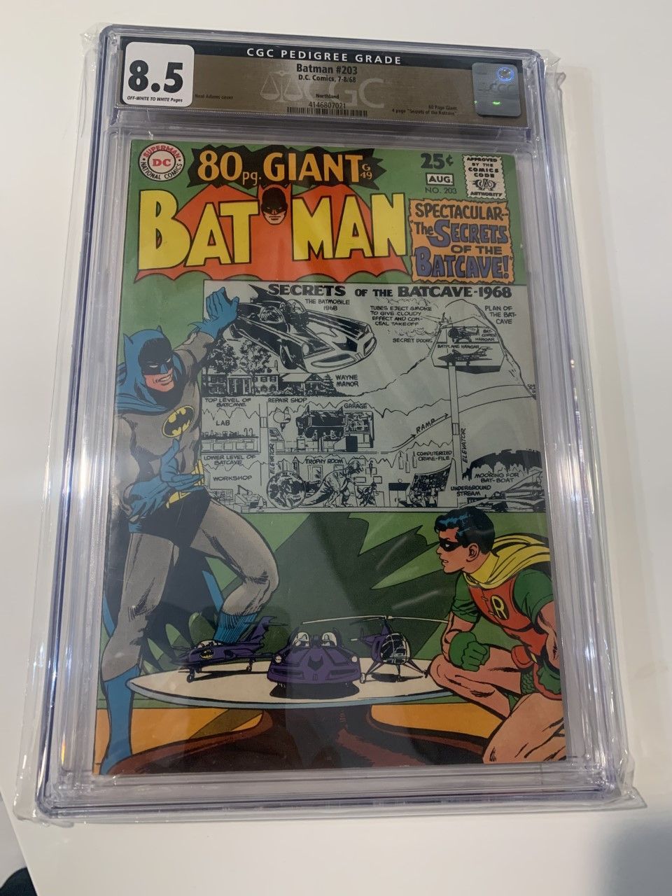 Batman 203 CGC 8.5 - Northland Pedigree! Classic Neal Adam's Cover ...
