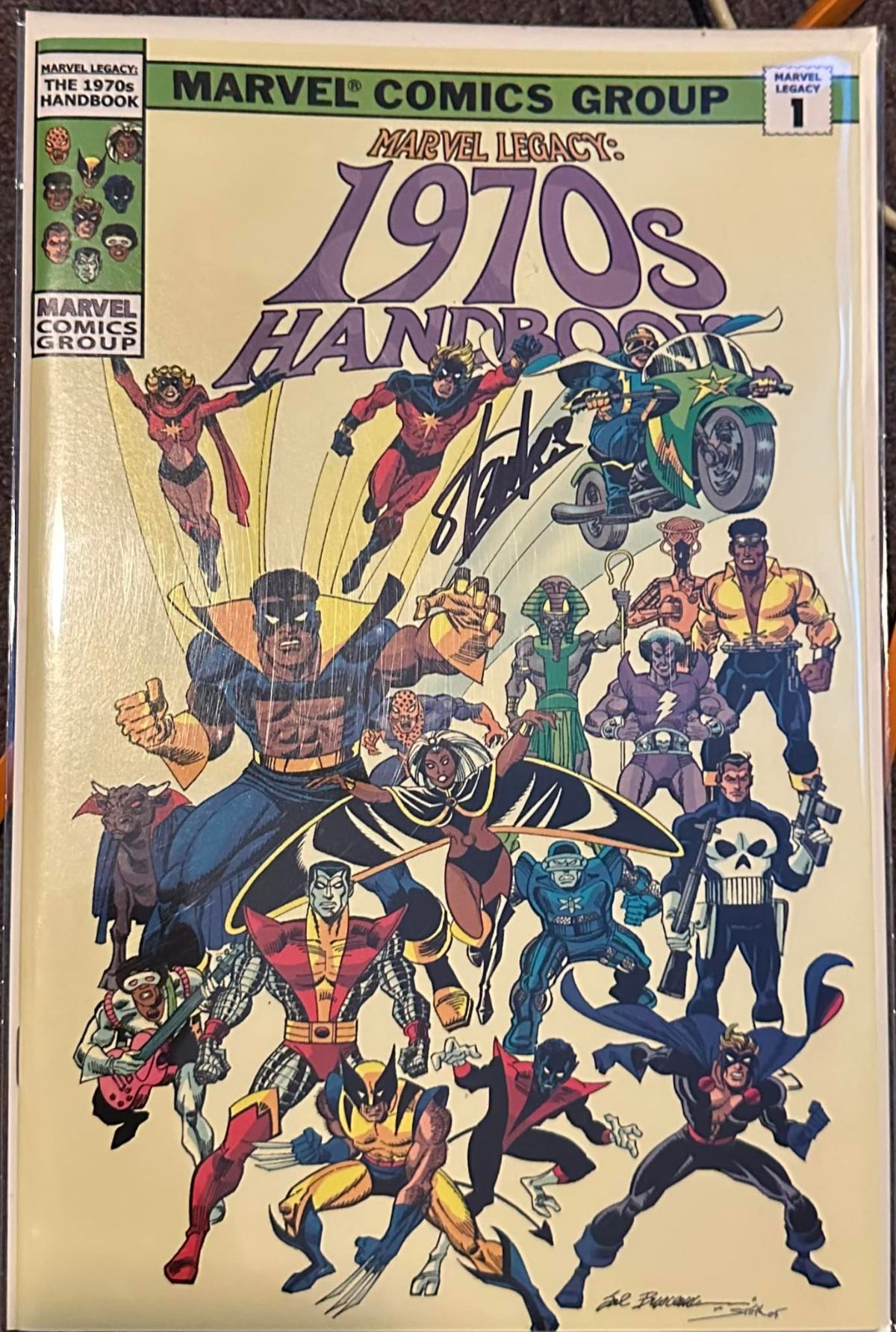 Mystery Book? - Comics General - CGC Comic Book Collectors Chat Boards