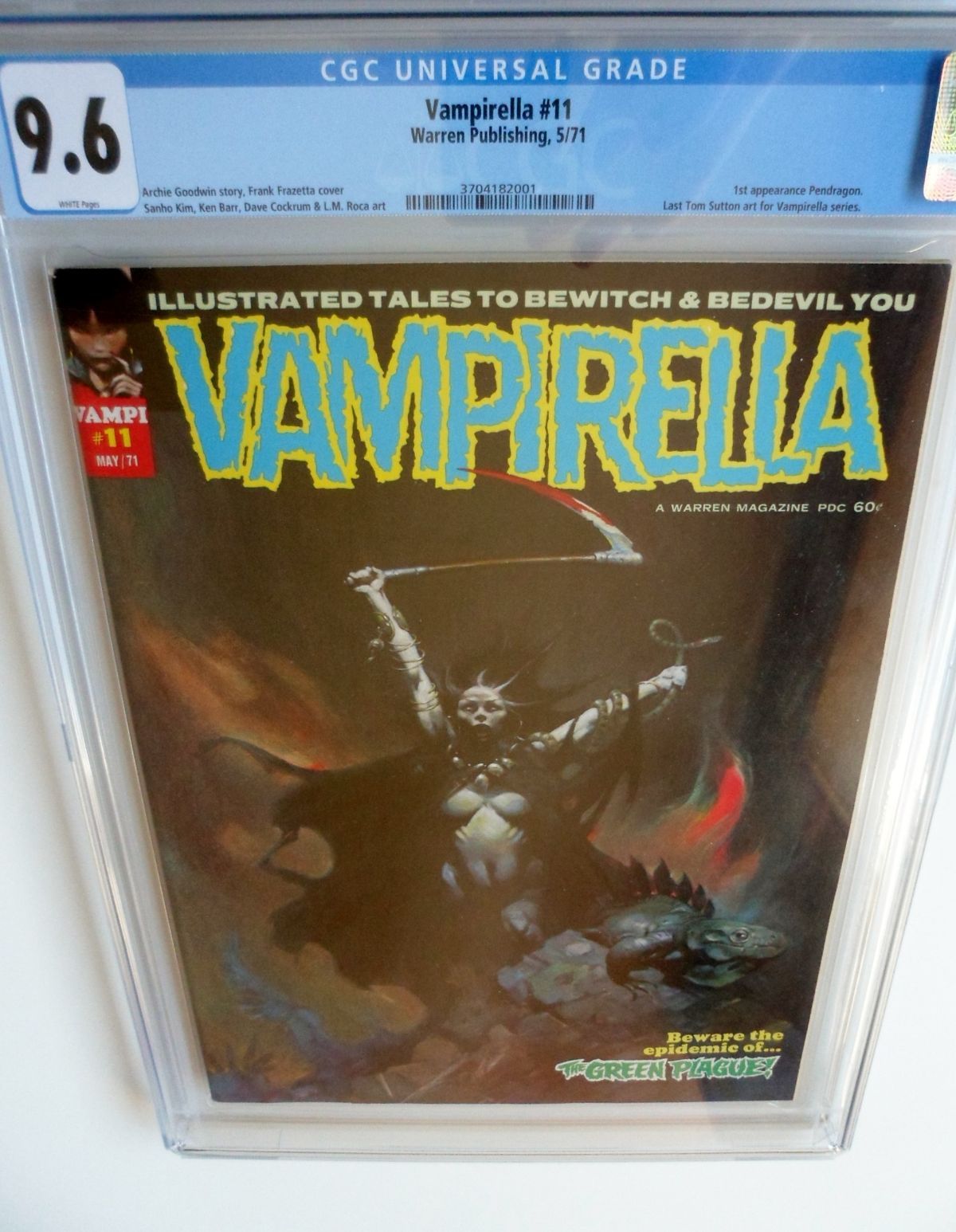 *CLOSED* VAMPIRELLA #11 9.6 *CLOSED* - Golden / Silver / Bronze Age ...